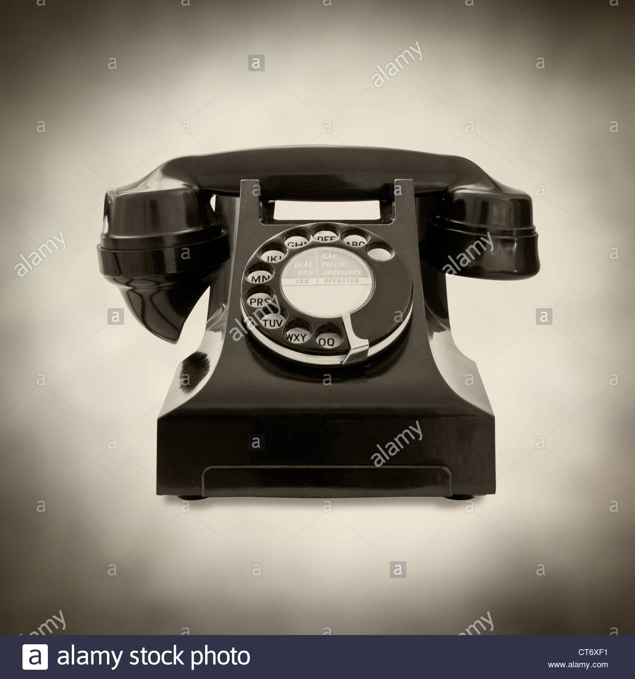 Rotary Dial Phone Stock Photos & Rotary Dial Phone Stock Images - Alamy