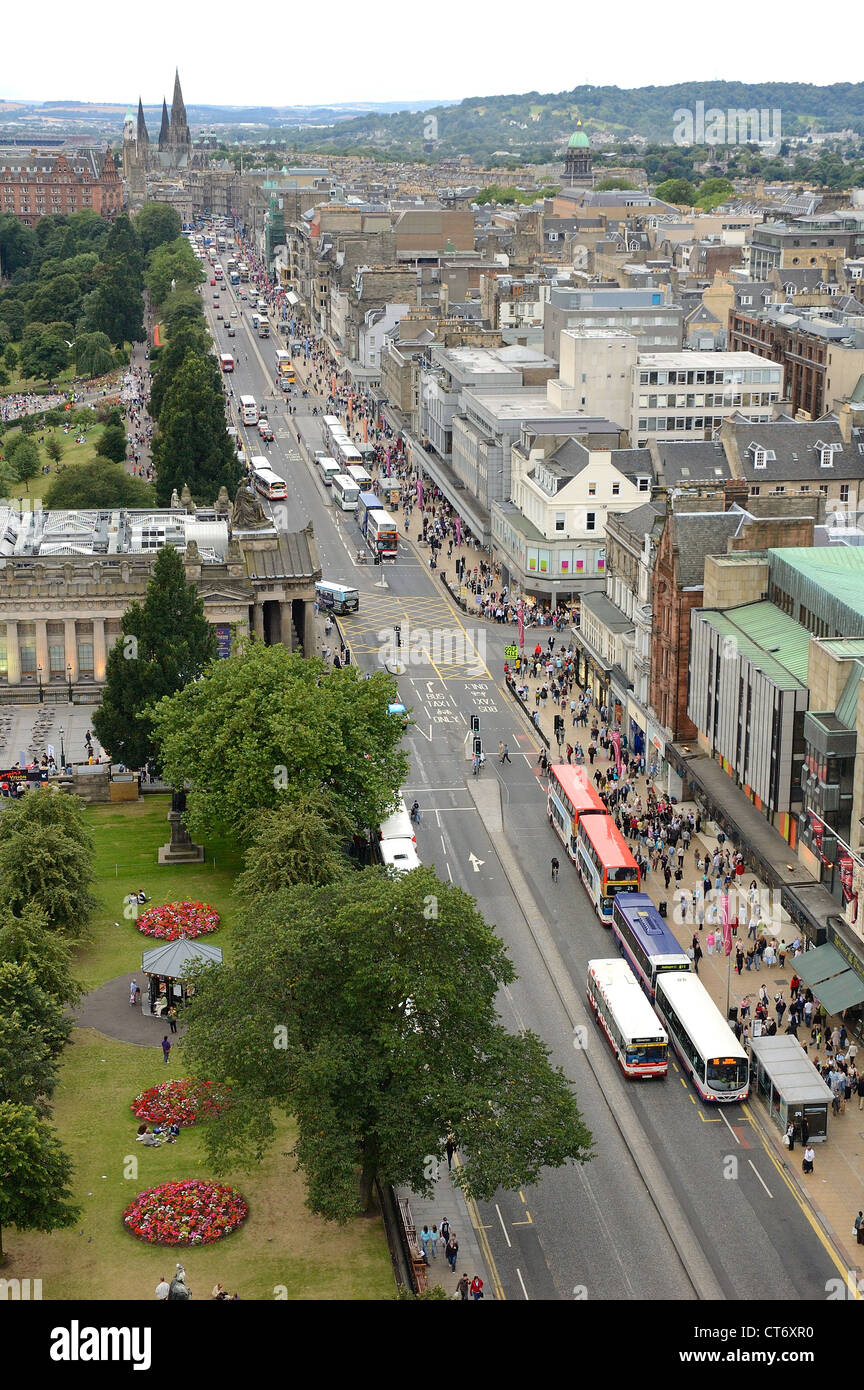 Historic street scotland hi-res stock photography and images - Alamy