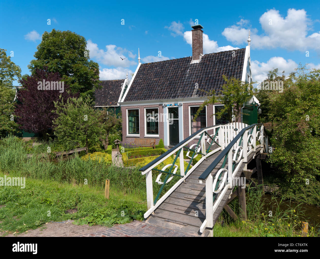 traditional dutch house with wooden footbridge in the zaanse schans ...
