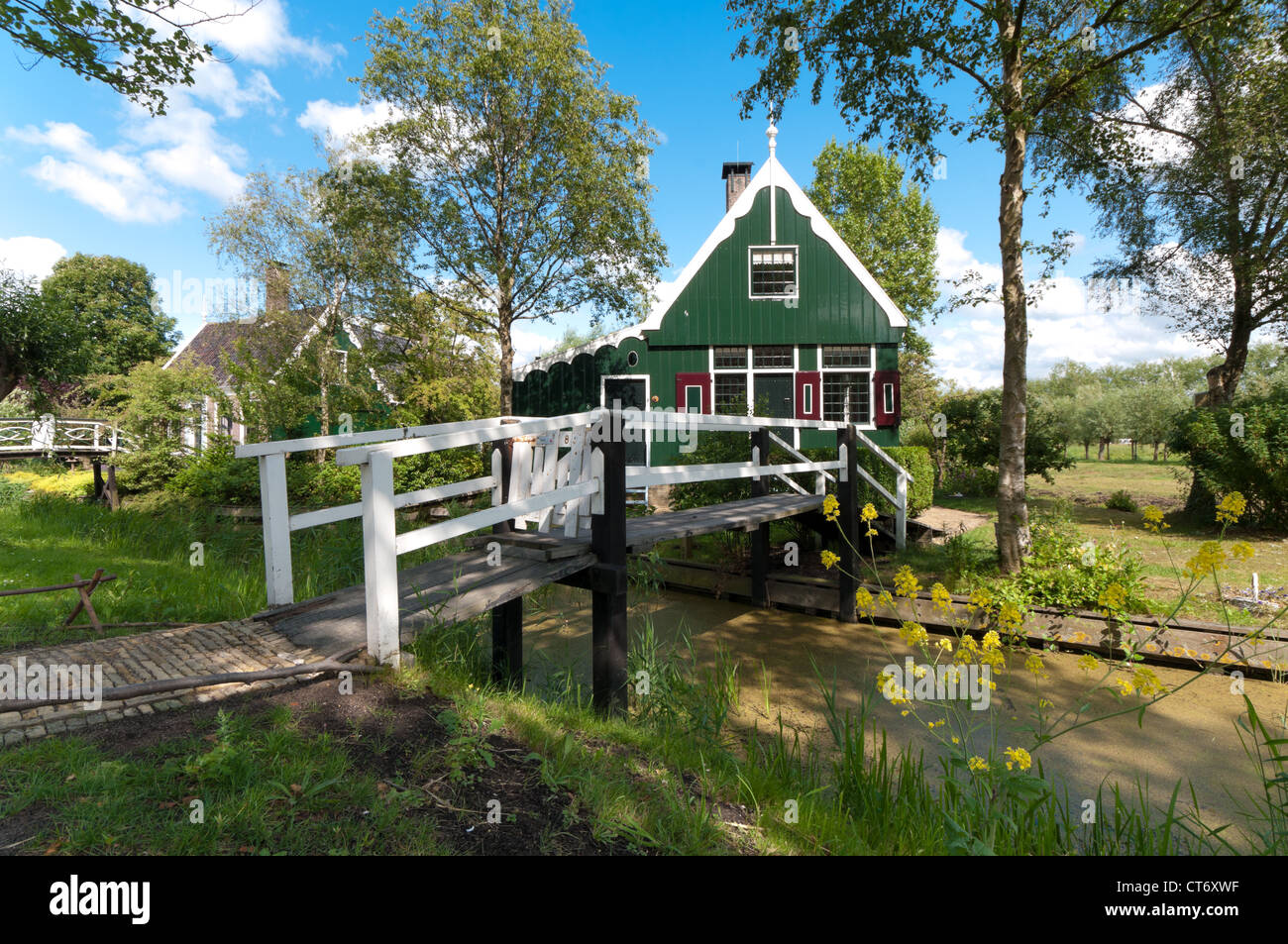 traditional dutch house with wooden footbridge in the zaanse schans ...