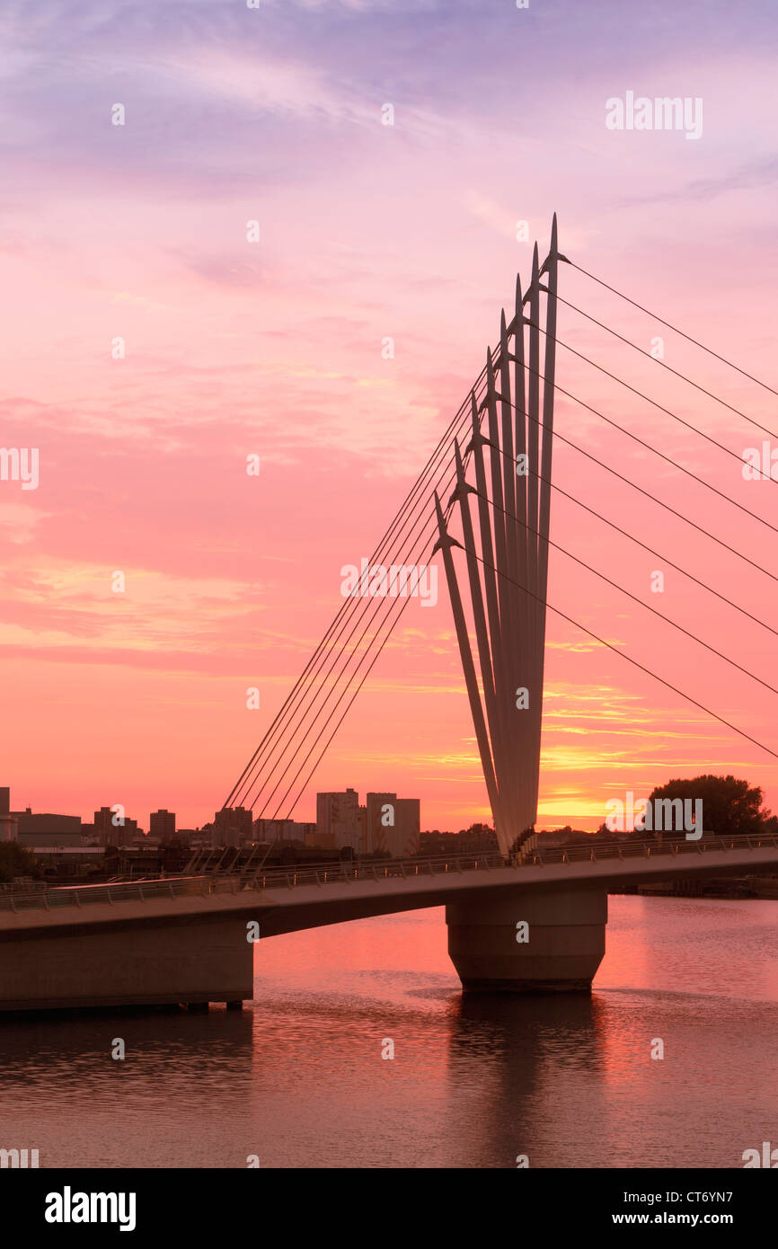 Pedestrian suspension bridge, Salford Quays, Manchester, UK Stock Photo ...