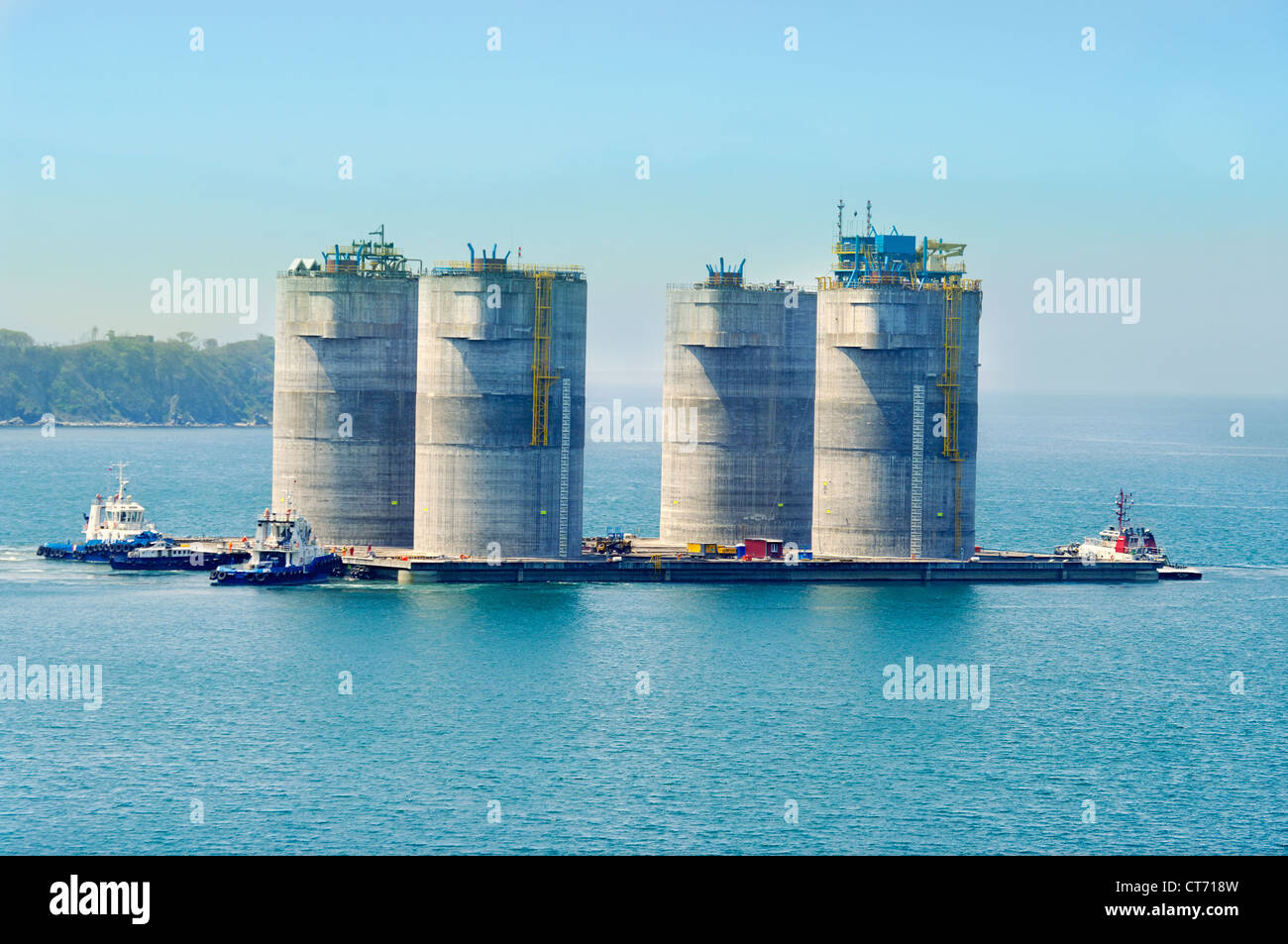 Concrete base hi-res stock photography and images - Alamy