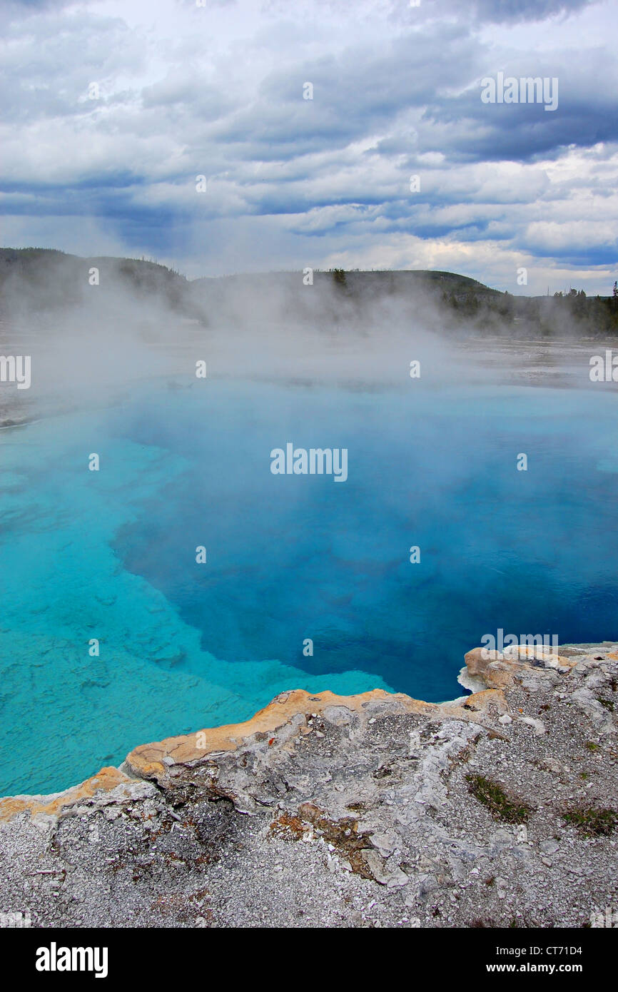 Sapphire Pool, Biscuit Basin, Yellowstone National Park Stock Photo - Alamy