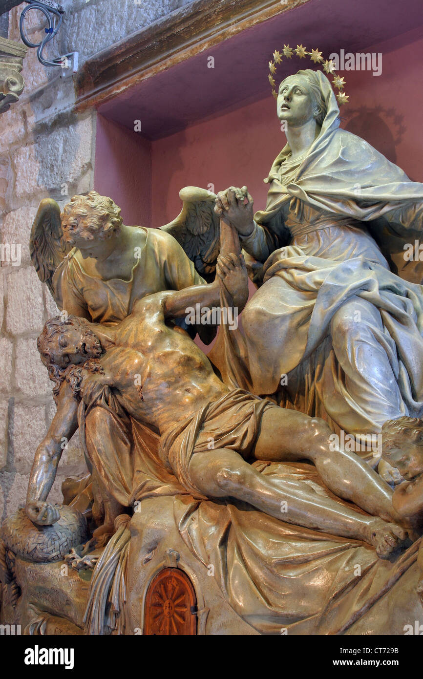 Angel pieta hi-res stock photography and images - Alamy