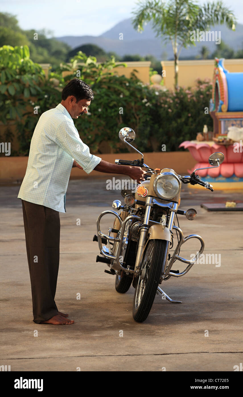 Royal Enfield diesel bullet India pooja Andhra Pradesh South India ...