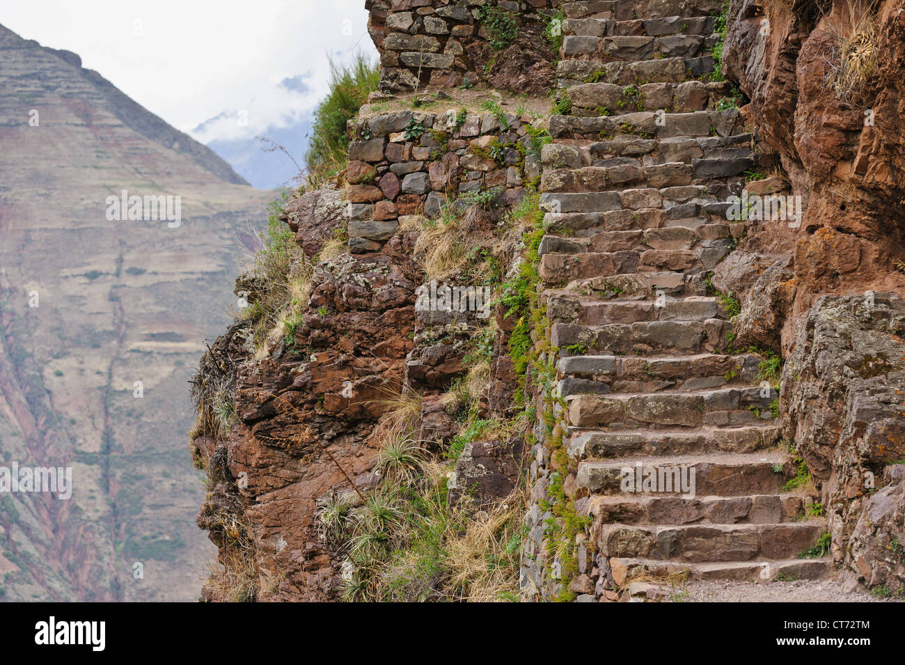 Cut into the cliff hi-res stock photography and images - Alamy
