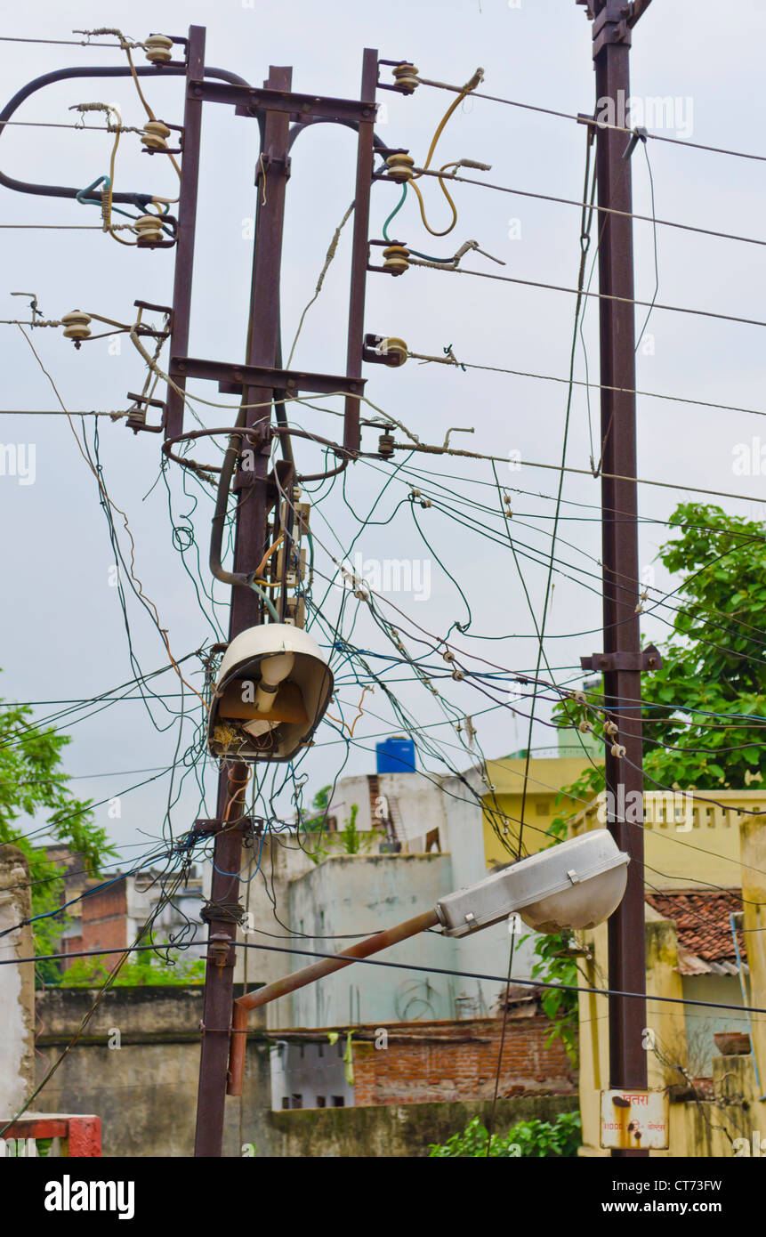 Electric Wires Light Pole High Resolution Stock Photography and Images ...