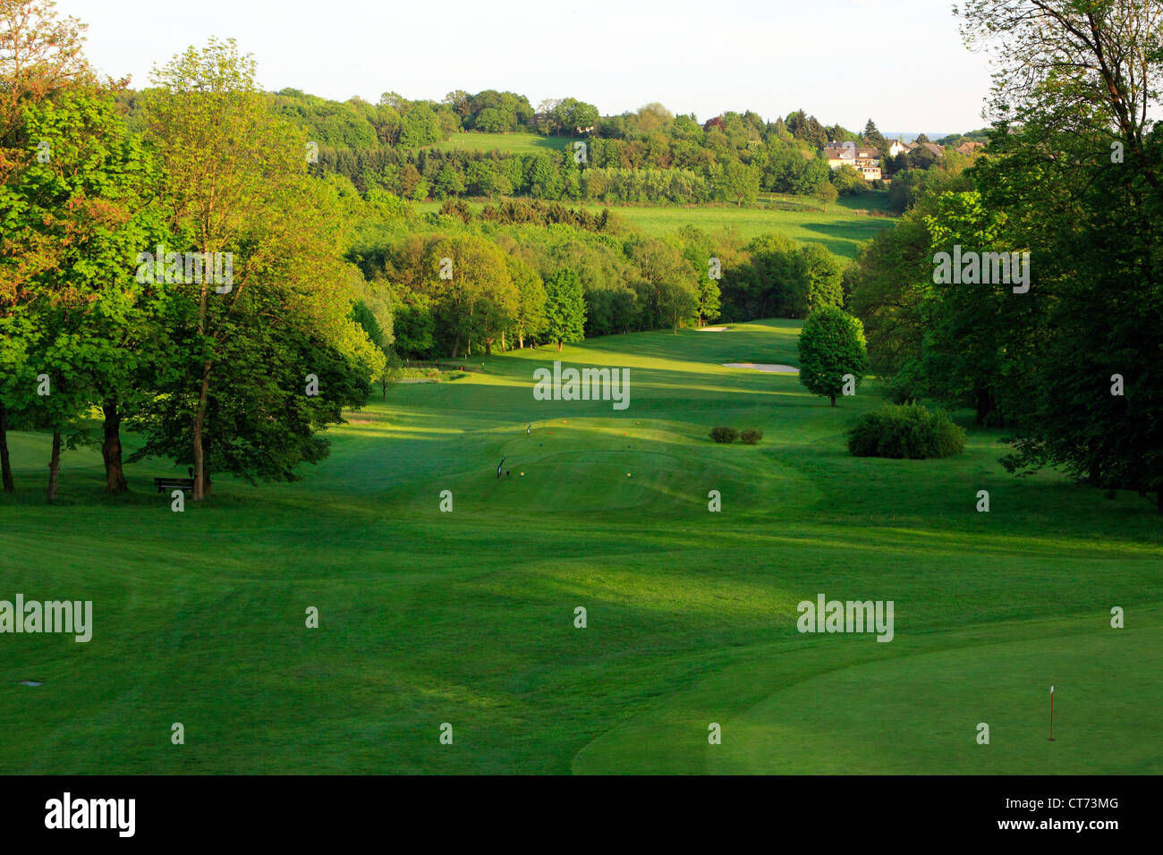 Undulating golf course hi-res stock photography and images - Alamy