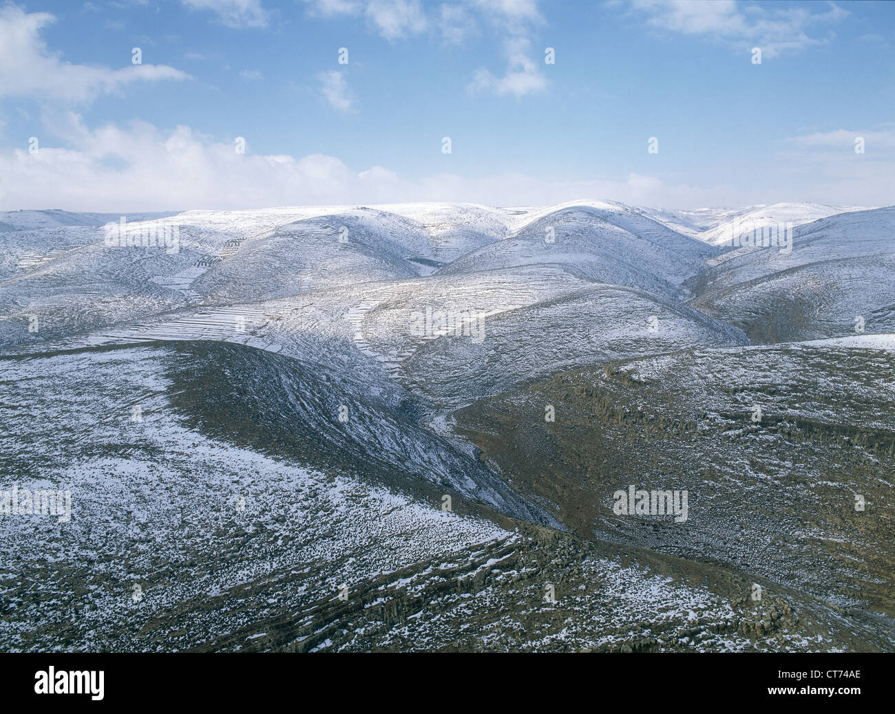 Aerial photograph of the snowy hills of Judea Stock Photo - Alamy