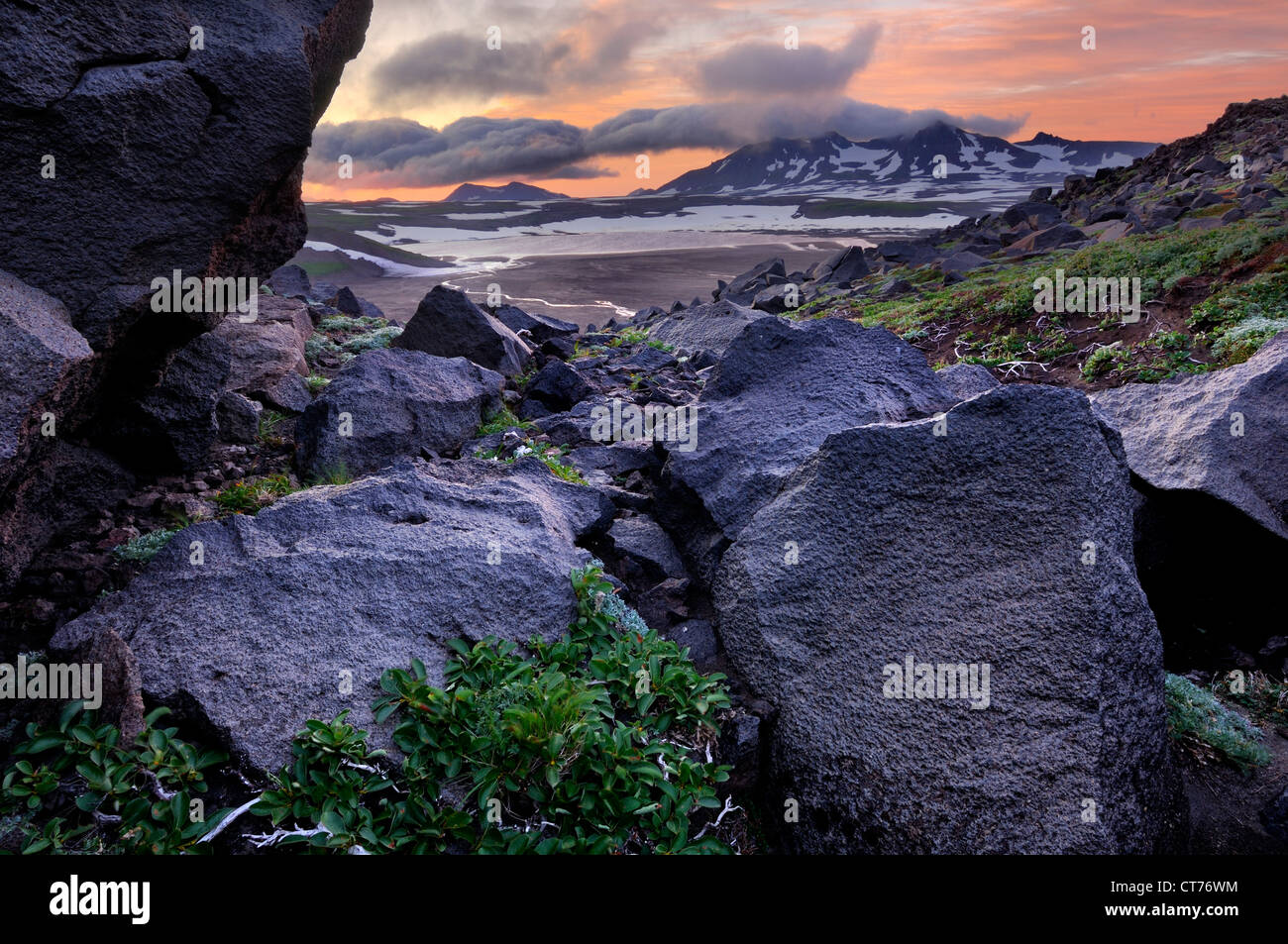 Gorely volcano caldera on Kamchatka Stock Photo - Alamy