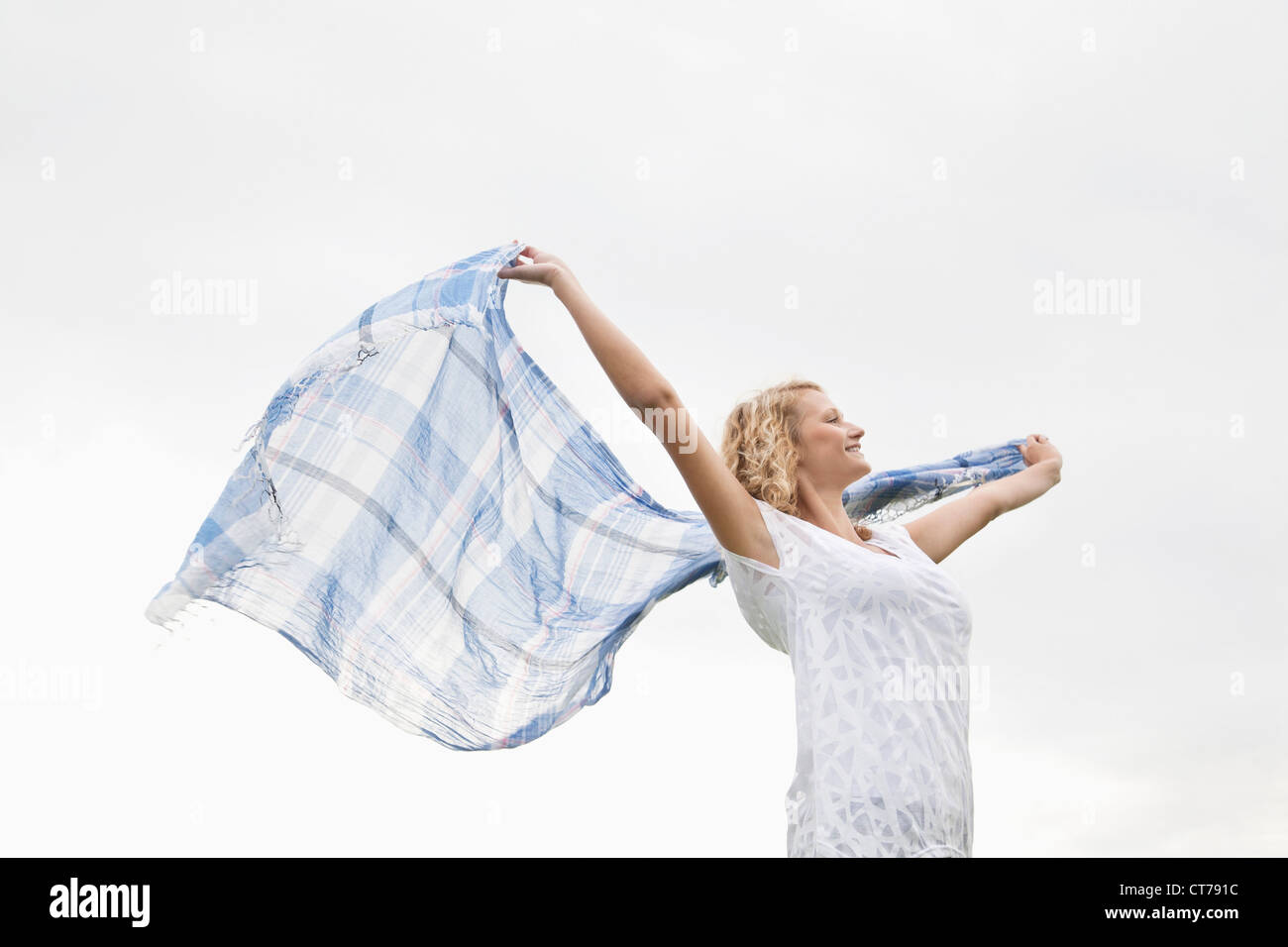 Cloth low hi-res stock photography and images - Alamy