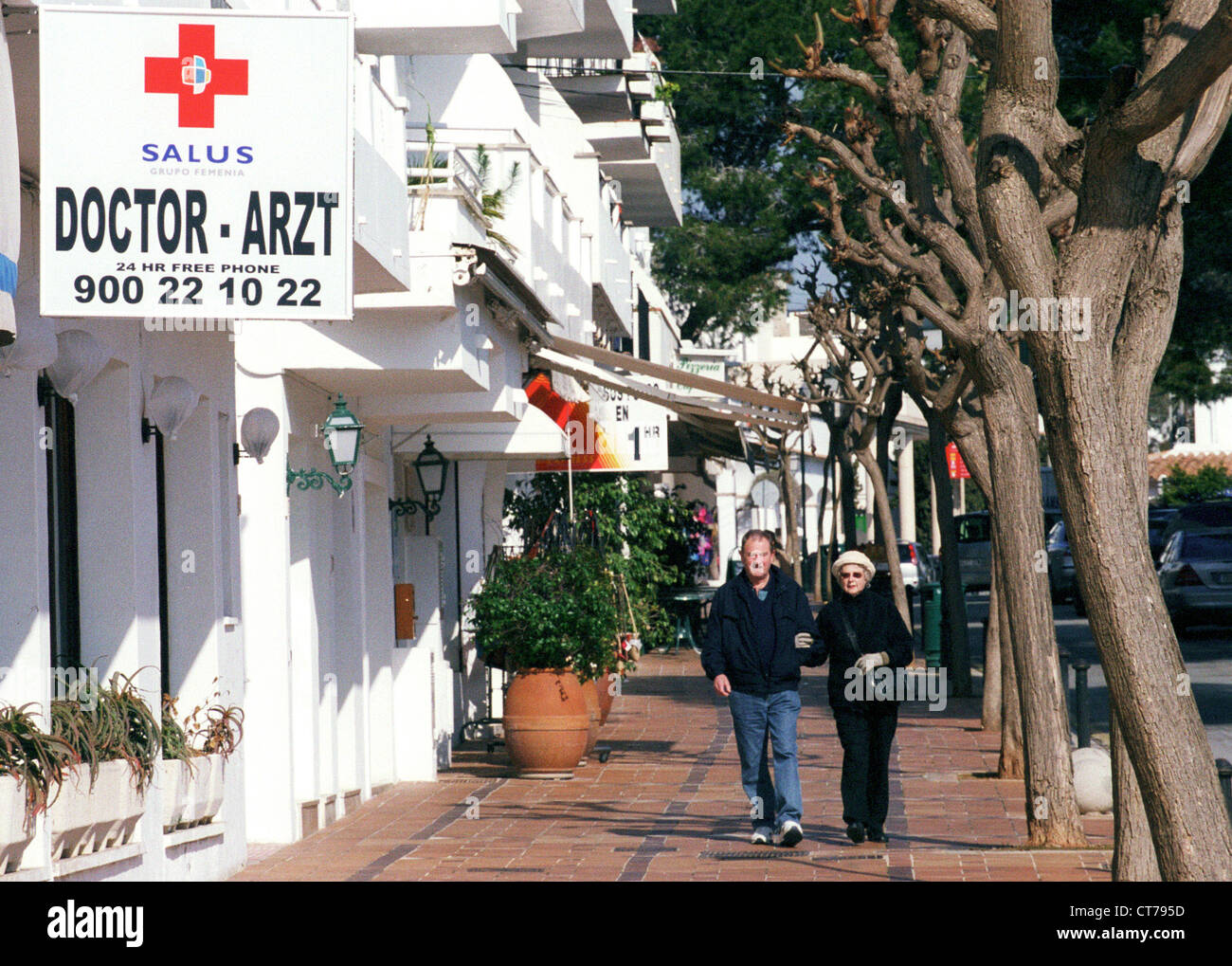 Sign at a doctor's office, Majorca Stock Photo - Alamy