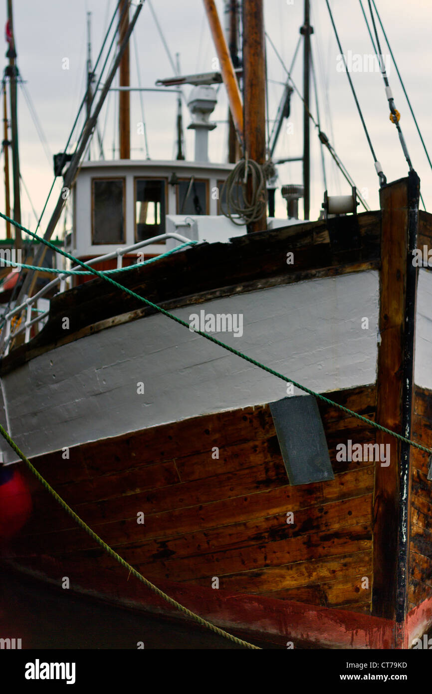 Timber boat hi-res stock photography and images - Alamy