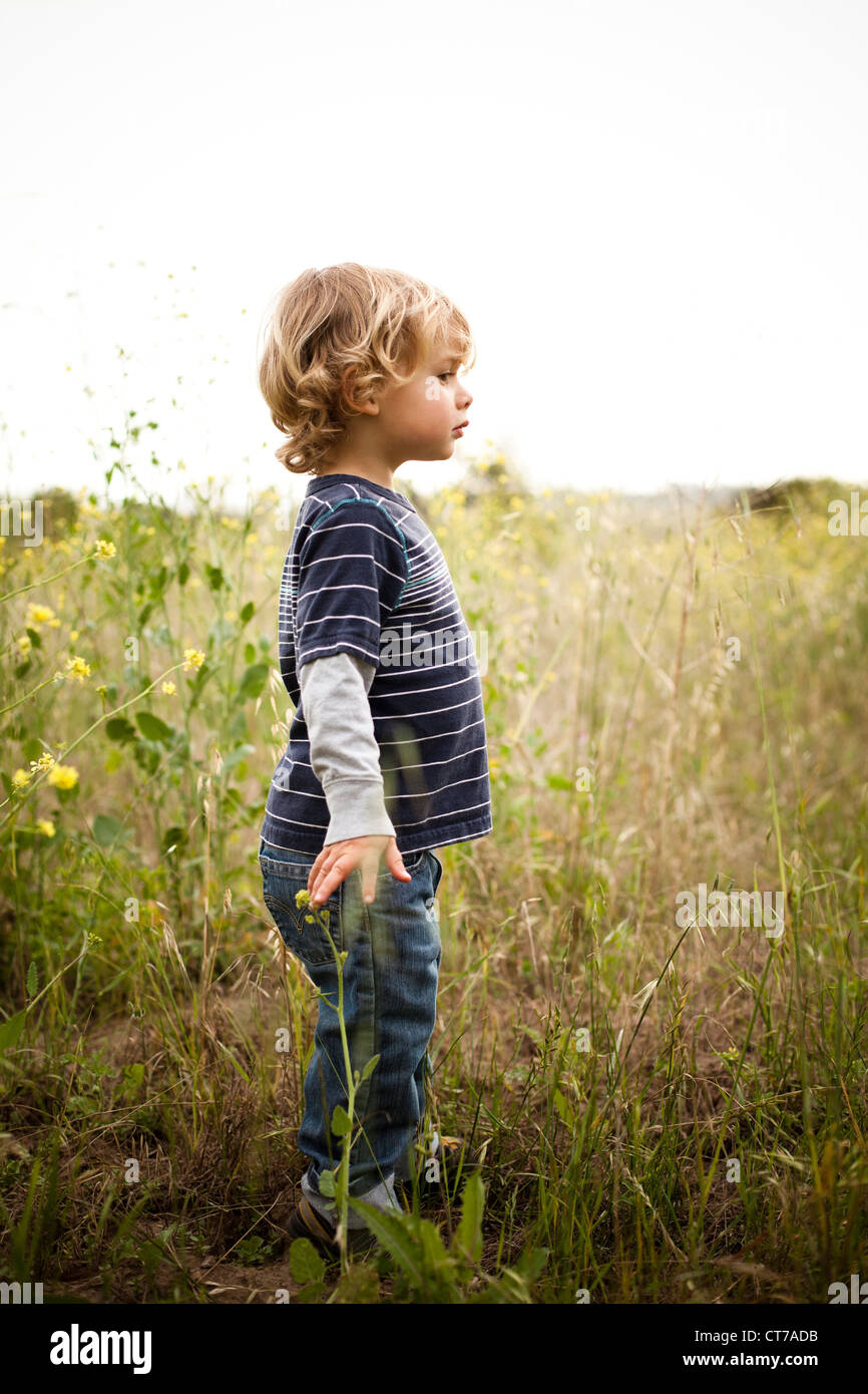 Toddlers in nature hi-res stock photography and images - Alamy