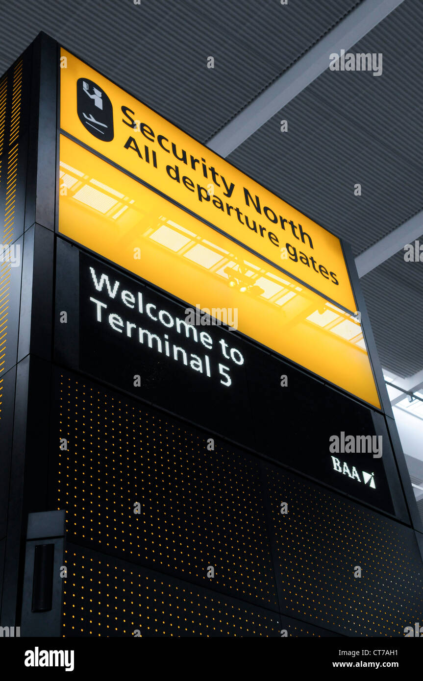 London Heathrow Terminal 5 Stock Photo - Alamy
