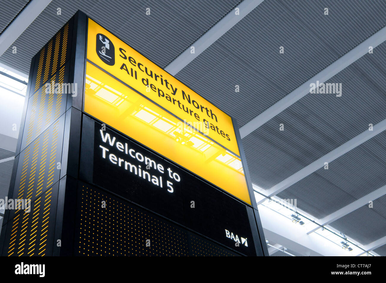 London Heathrow Terminal 5 Stock Photo - Alamy