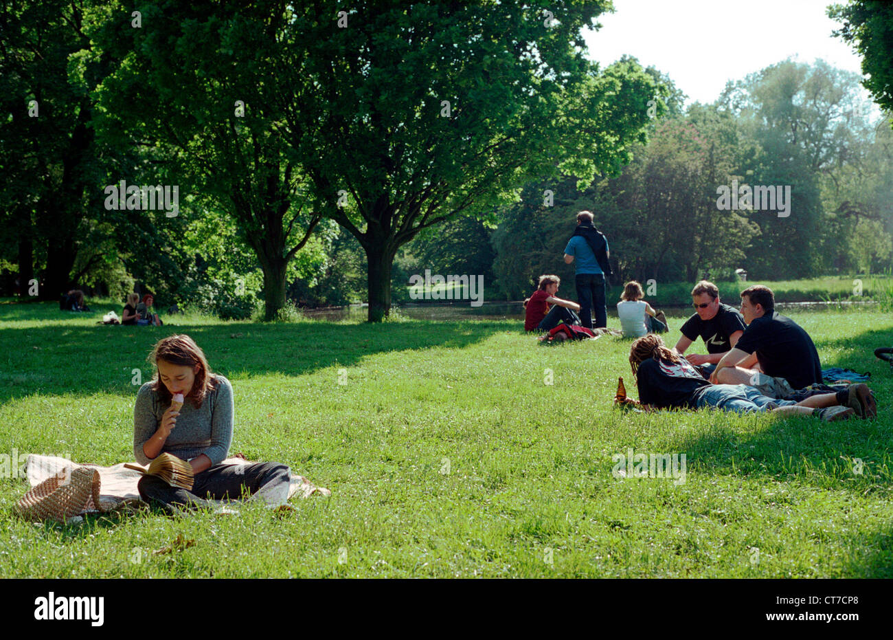Leipzig, young people in the Clara Zetkin Park Stock Photo - Alamy