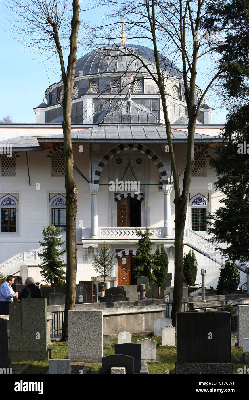 Berlin Mosque on Columbiadamm Stock Photo - Alamy