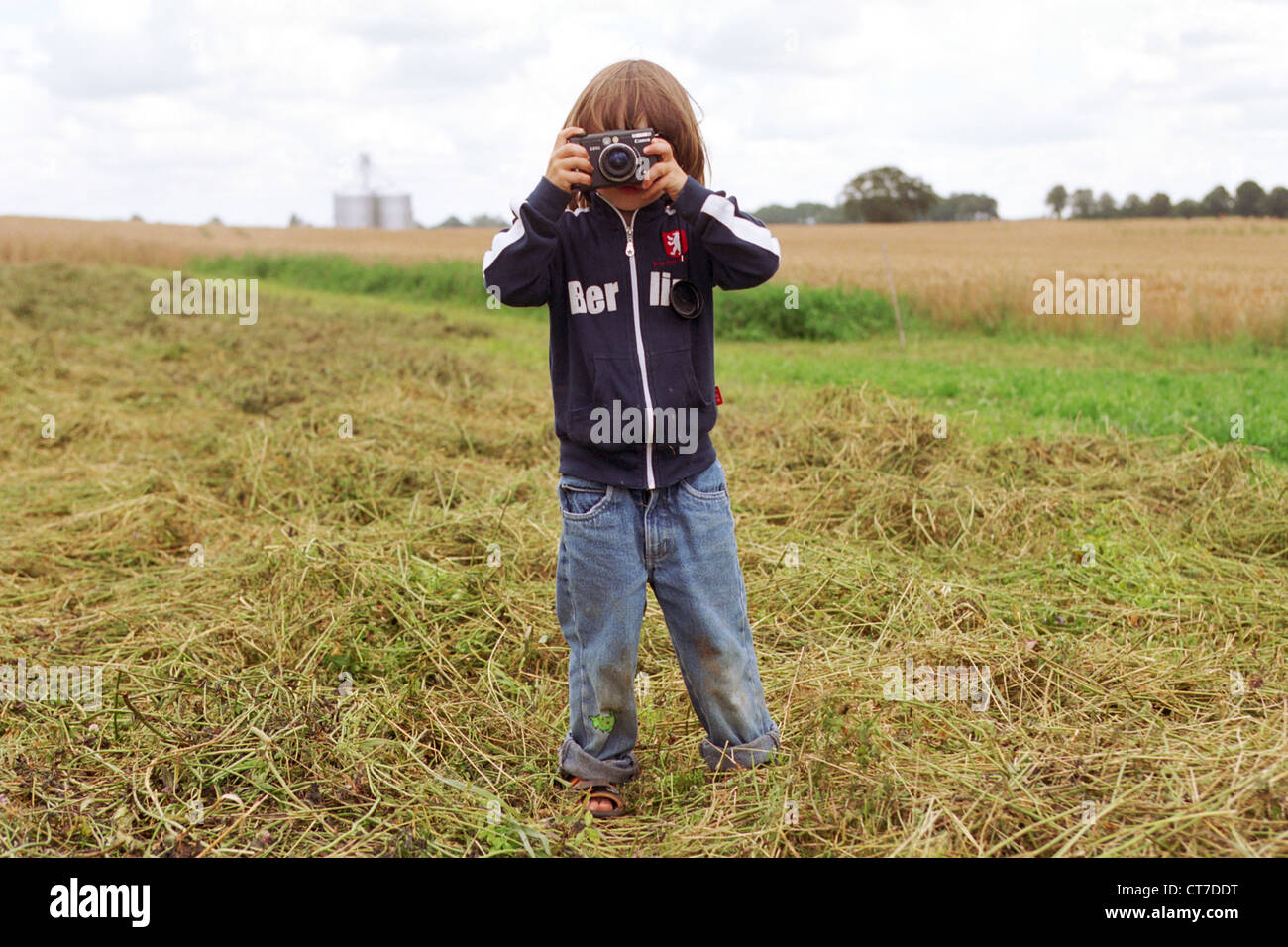 A child with camera Stock Photo - Alamy
