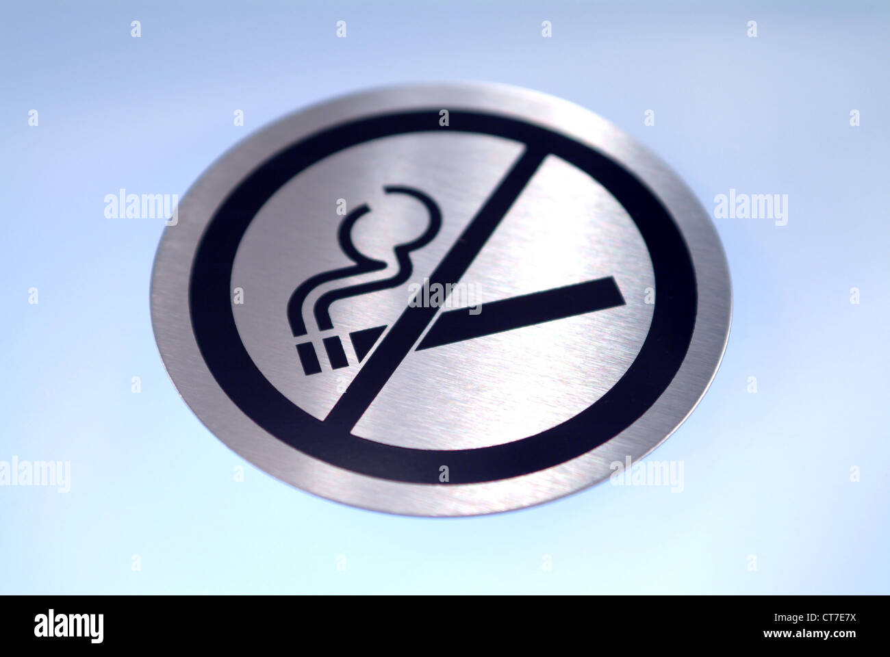 Ban on smoking hi-res stock photography and images - Alamy