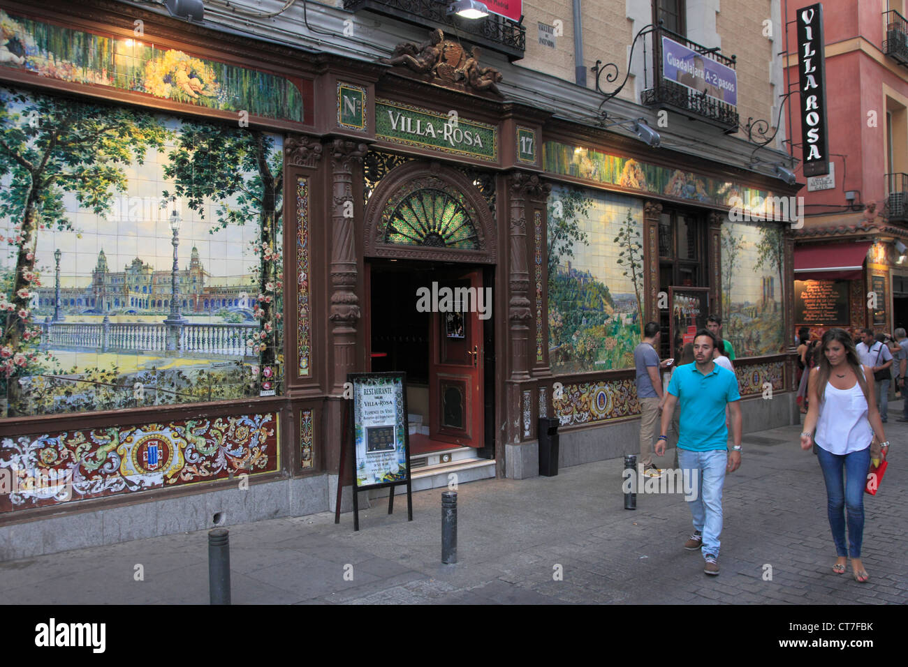 Spain, Madrid, Plaza de Santa Ana, restaurant, people Stock Photo - Alamy