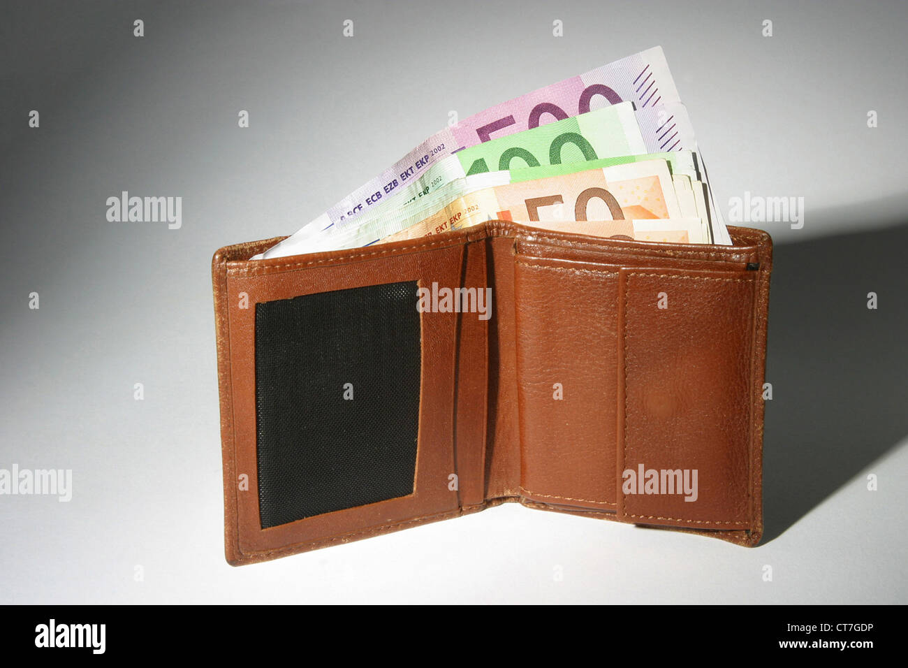 Full purse hi-res stock photography and images - Alamy