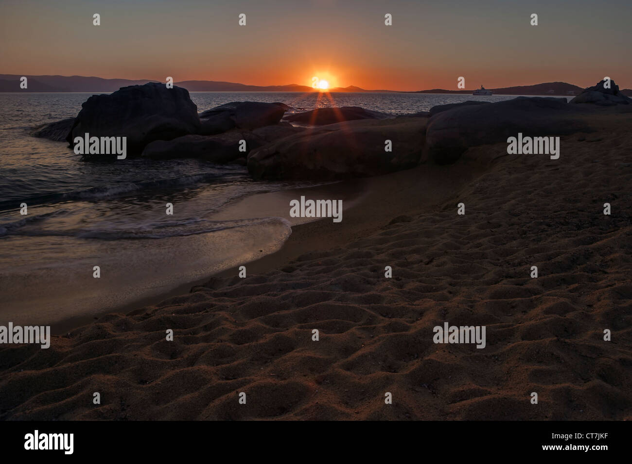 Naxos beach hi-res stock photography and images - Alamy