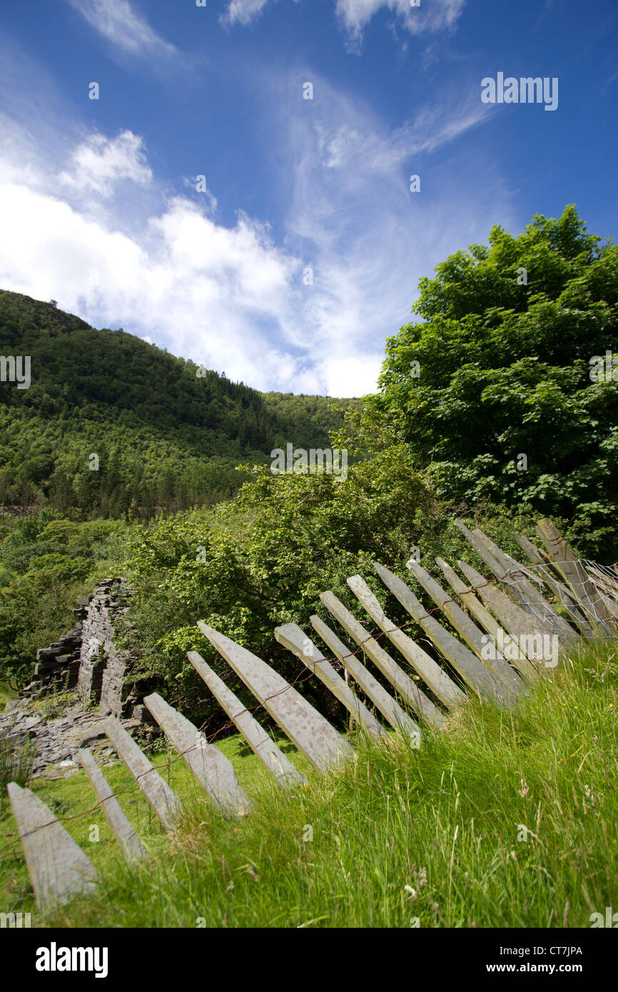 Slate fence in corris hi-res stock photography and images - Alamy
