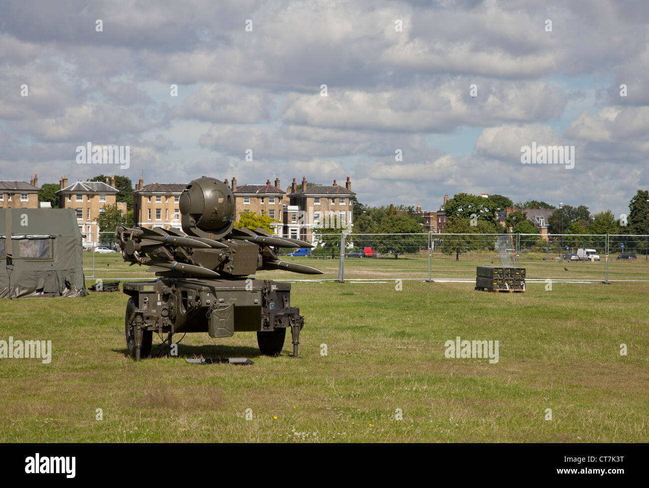British Army Rapier missile batteries and soldiers on Blackheath ...