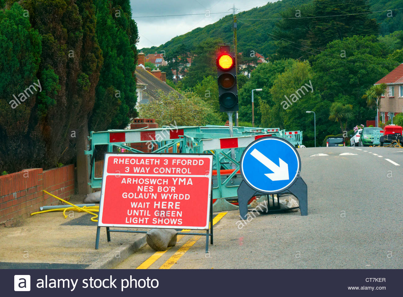 Welsh Stop Sign Stock Photos & Welsh Stop Sign Stock Images - Alamy