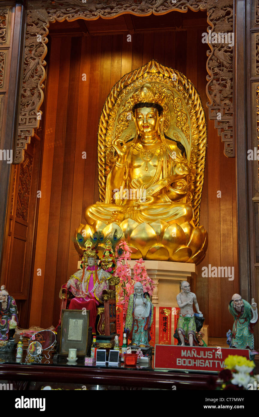 Buddha, Kek Lok Si Buddhist Temple, Penang, Malaysia Stock Photo - Alamy