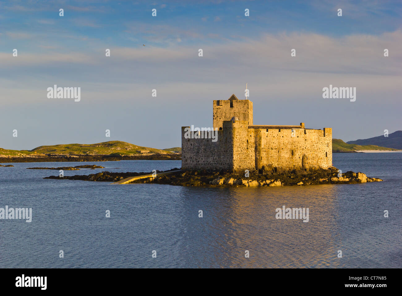 Kisimul Castle in Castlebay (Outer Hebrides of Scotland Stock Photo - Alamy