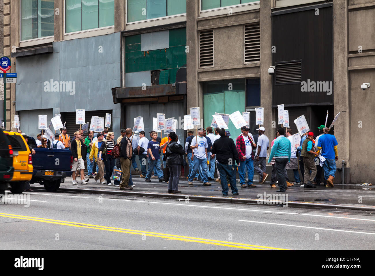 Walking the boards hi-res stock photography and images - Alamy