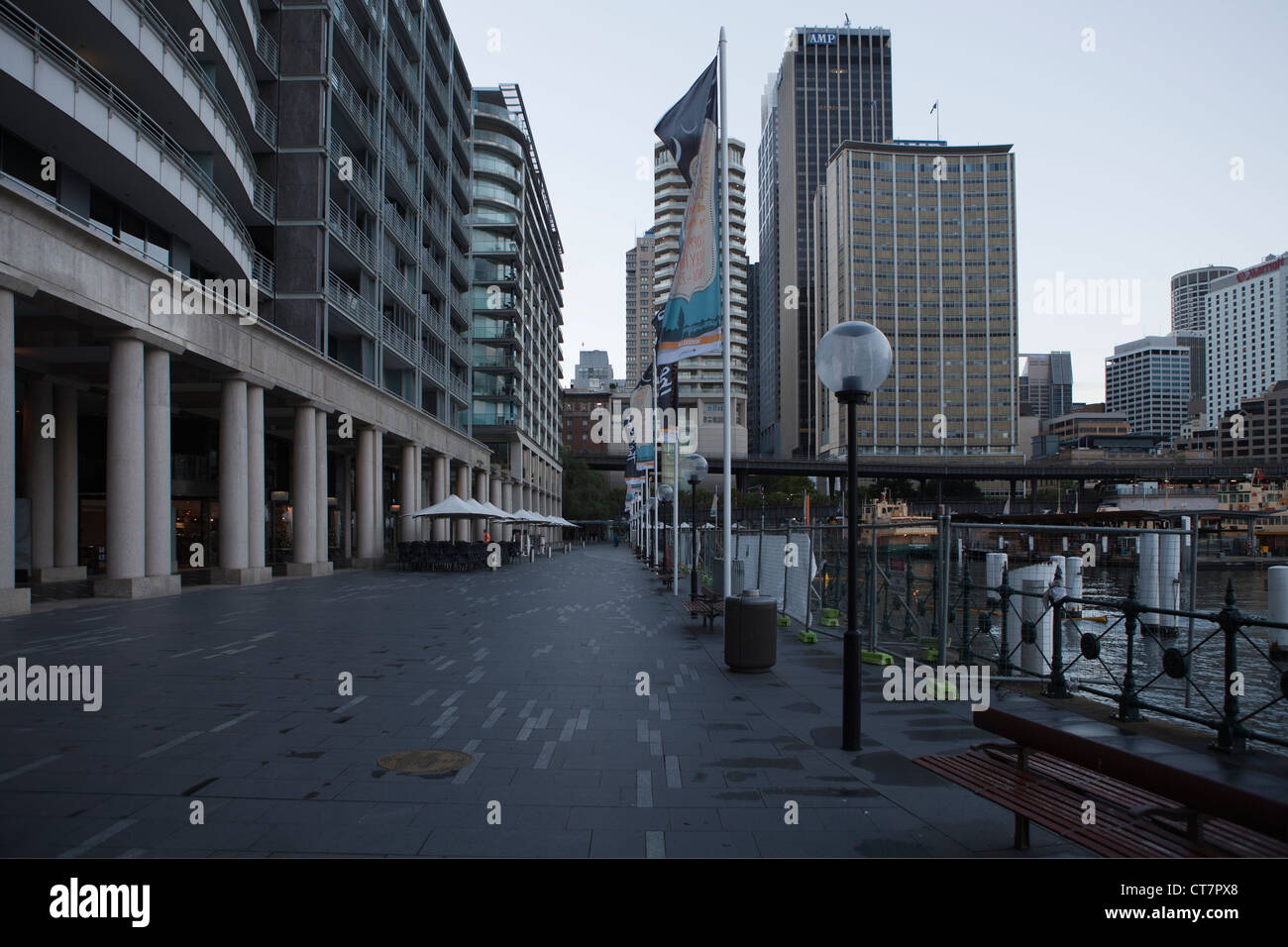 Circular quay promenade hi-res stock photography and images - Alamy