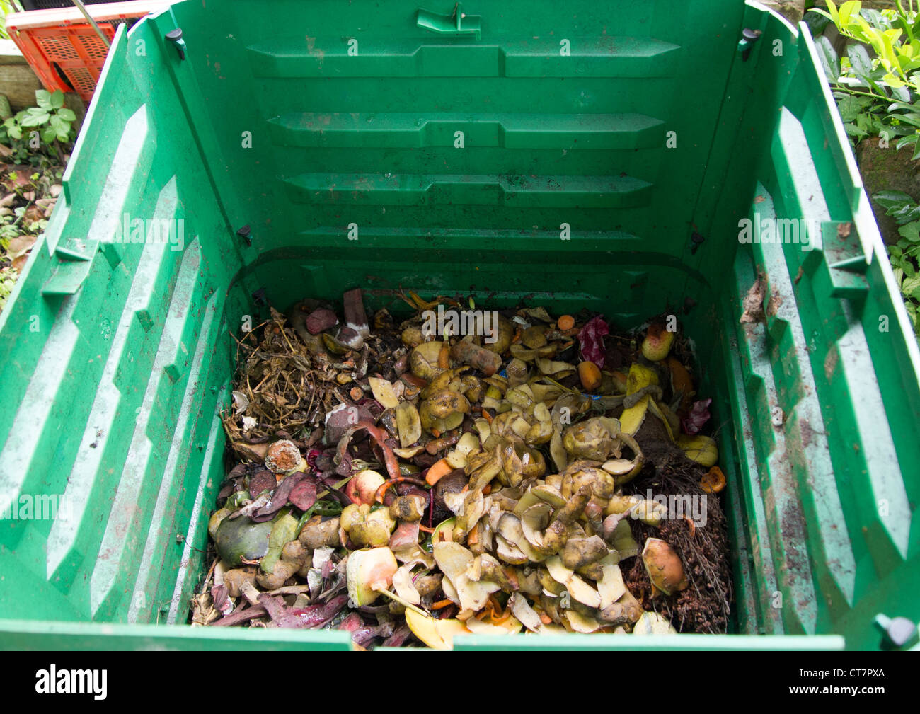 Food waste composter hi-res stock photography and images - Alamy