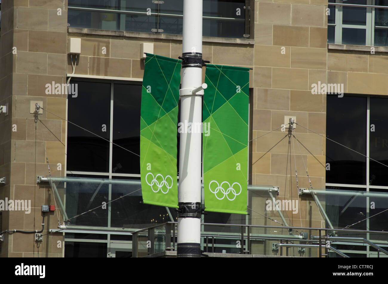 Green olympic rings hi-res stock photography and images - Alamy
