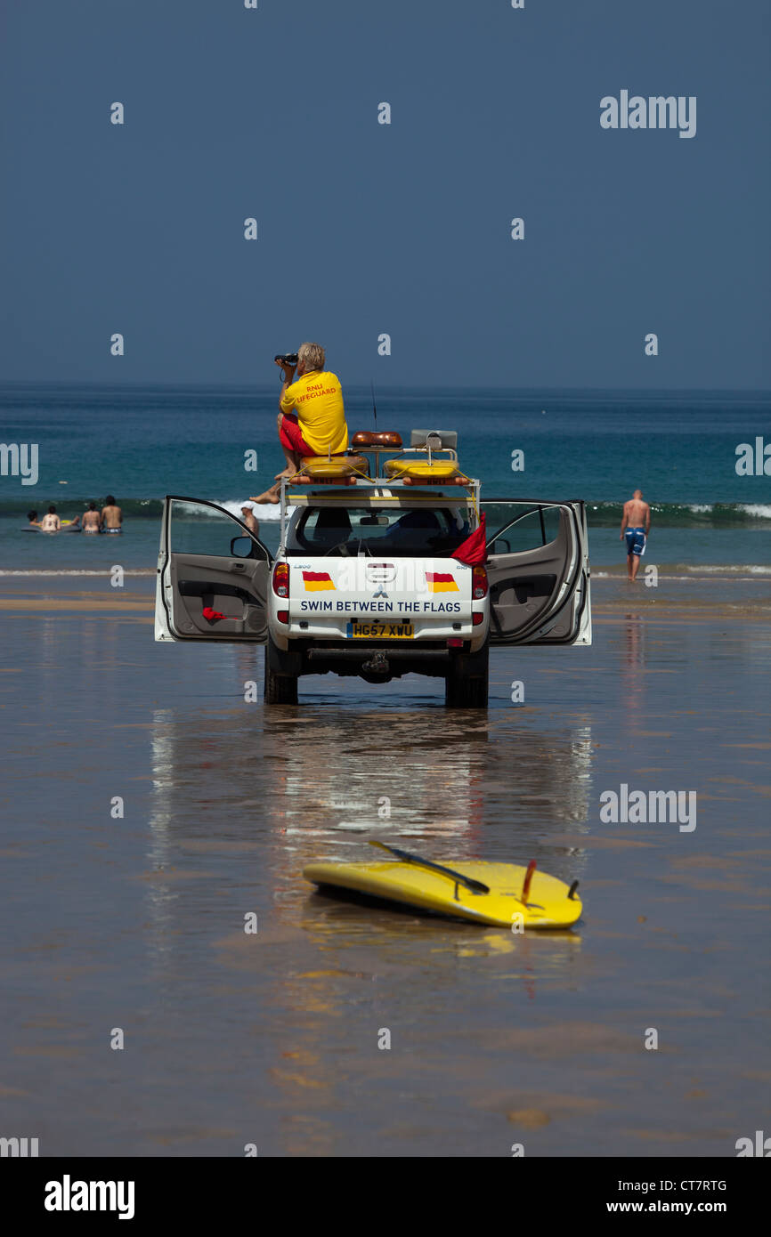 Lifeguards vehicle hi-res stock photography and images - Alamy