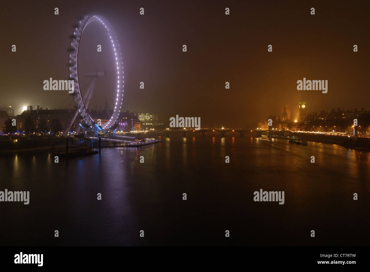 The London Eye and and Thames waterfront at night, London, England ...