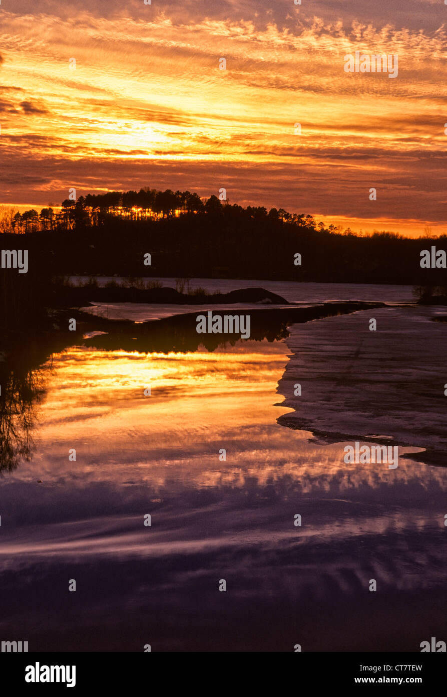 Winter sunset at the east end of Long Lake, Sudbury, Ontario, Canada ...