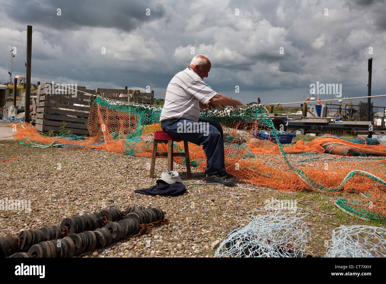 Uk fishermen mending nets hi-res stock photography and images - Alamy
