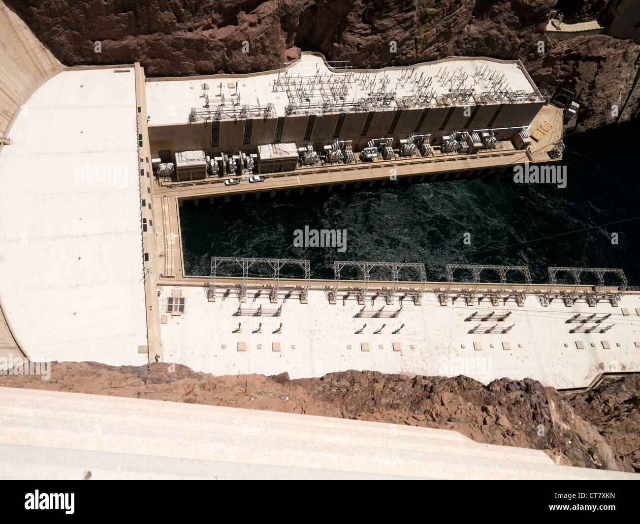 The iconic Hoover Dam on the Boulder River between Nevada and Arizona ...