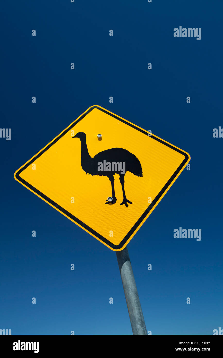 Road sign emu australia hi-res stock photography and images - Alamy