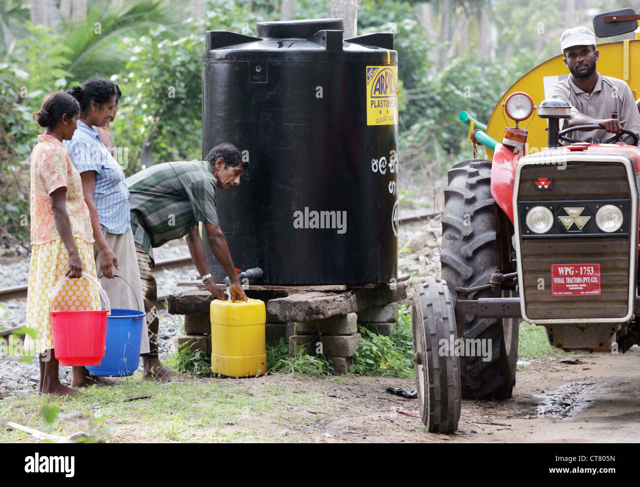 Make up water tanks for tsunami-affected Stock Photo - Alamy
