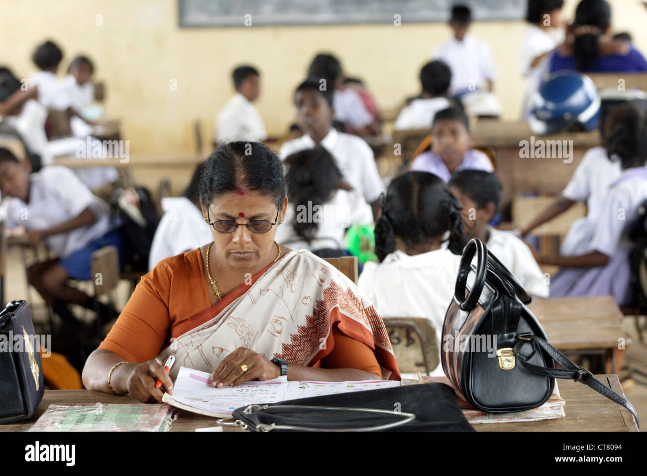 School trincomalee hi-res stock photography and images - Alamy