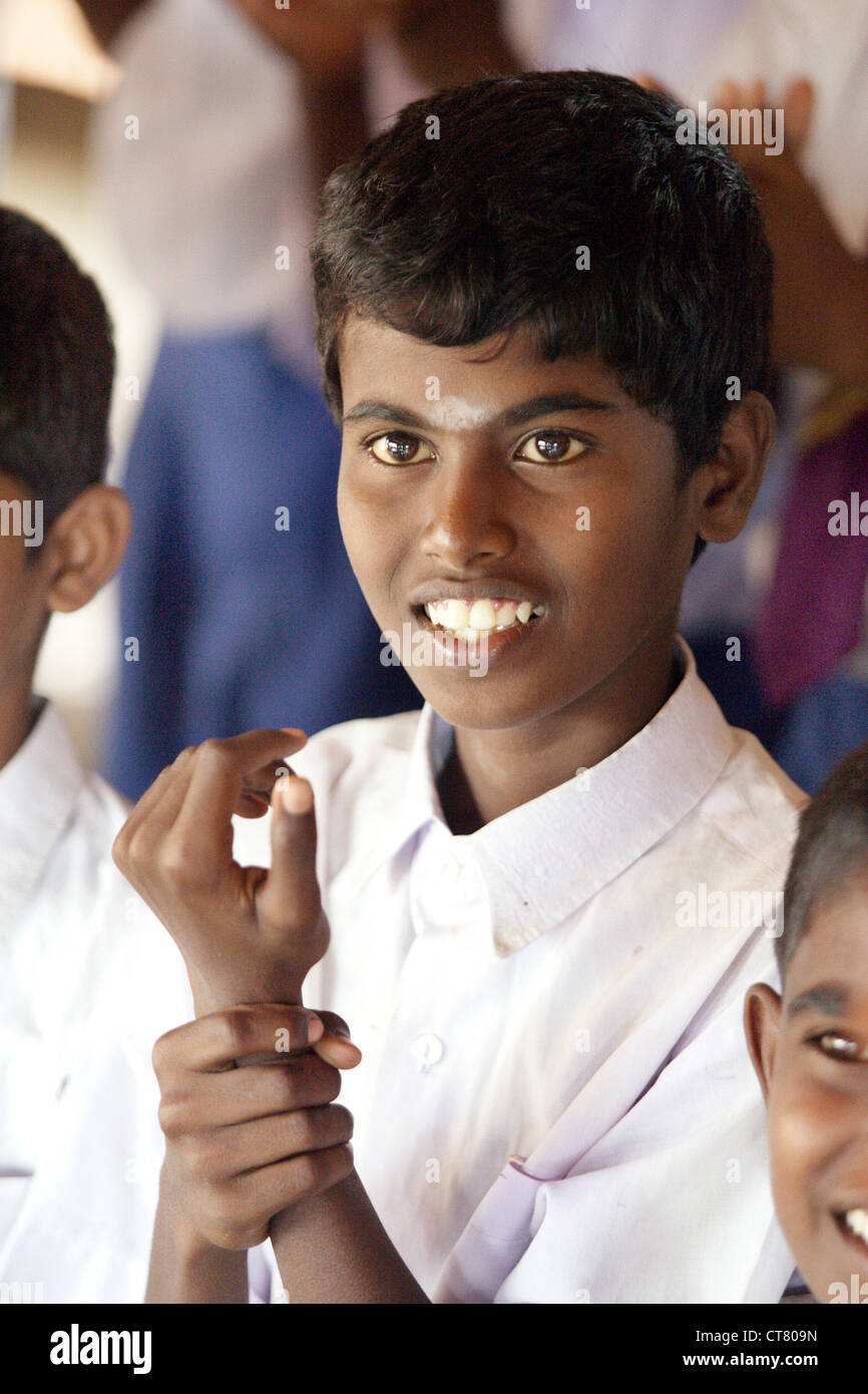 School trincomalee hi-res stock photography and images - Alamy