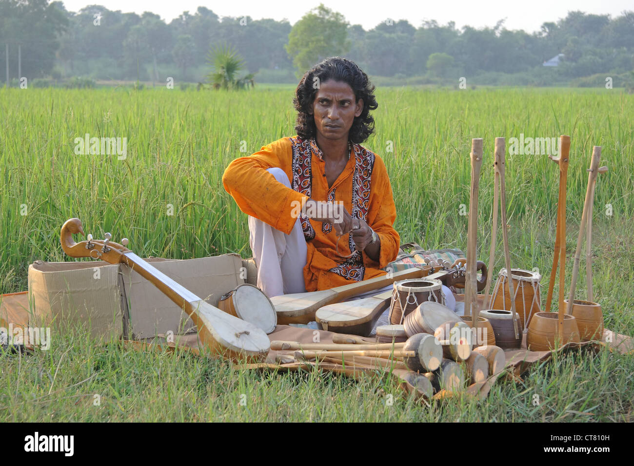Tribal music instruments hi-res stock photography and images - Alamy