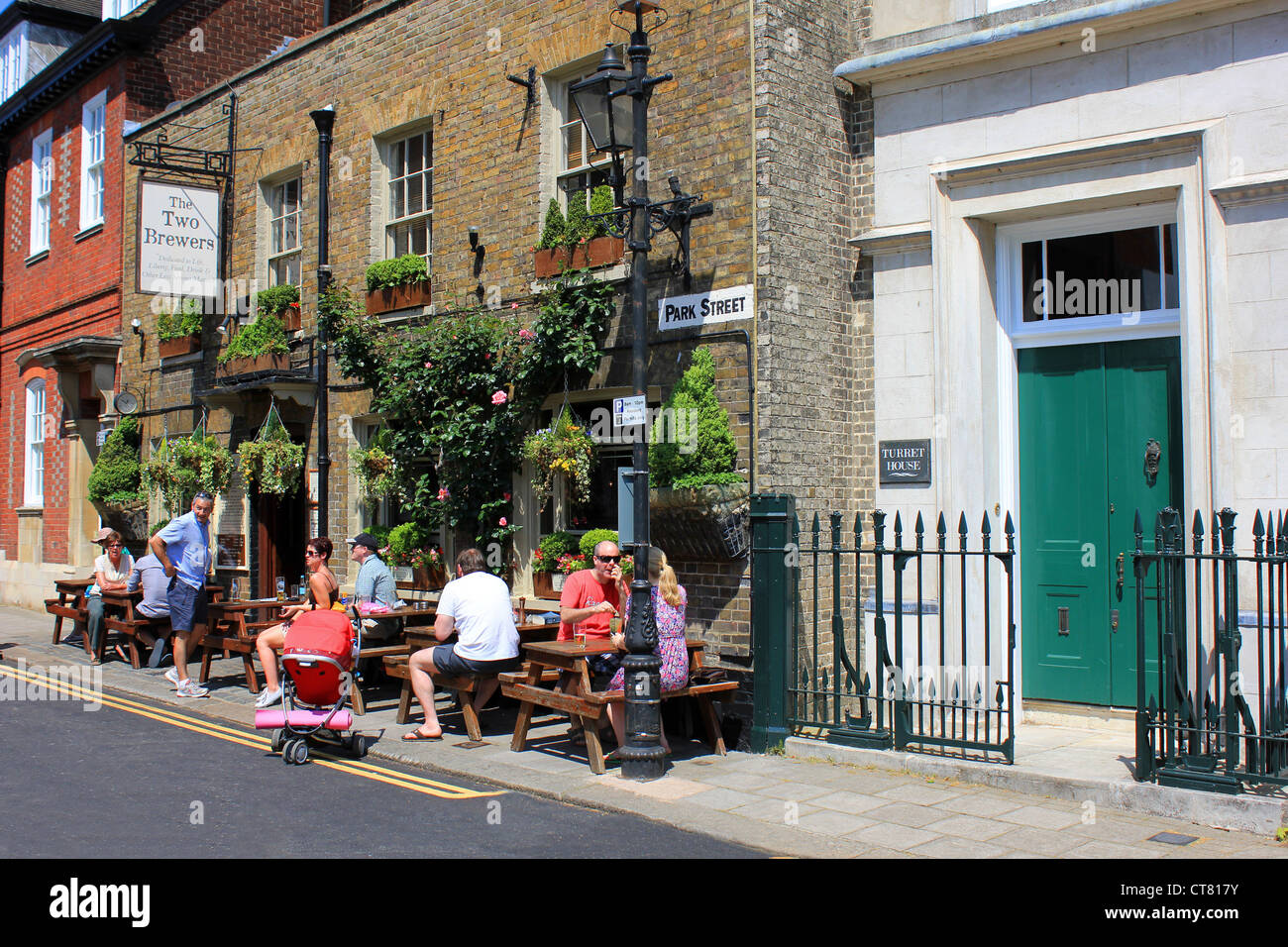 England Berkshire Windsor The friendly 'Two Brewers' Pub in Park Street ...