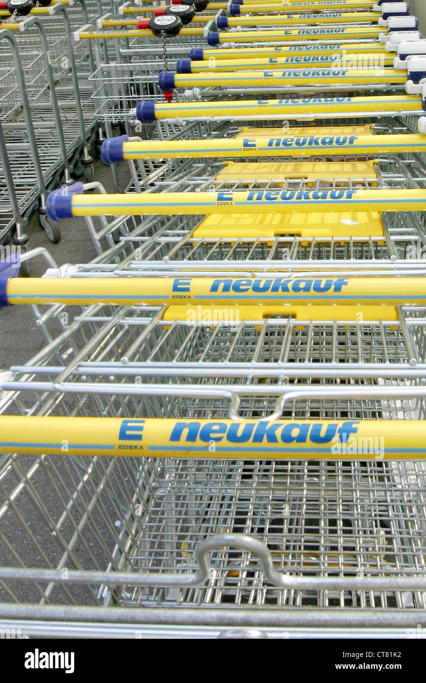 Neukauf supermarket and edeka supermarket hi-res stock photography and ...