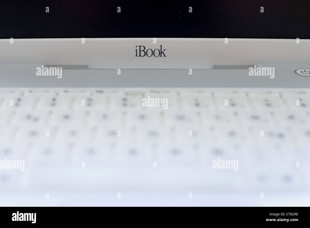 Apple ibook laptop hi-res stock photography and images - Alamy