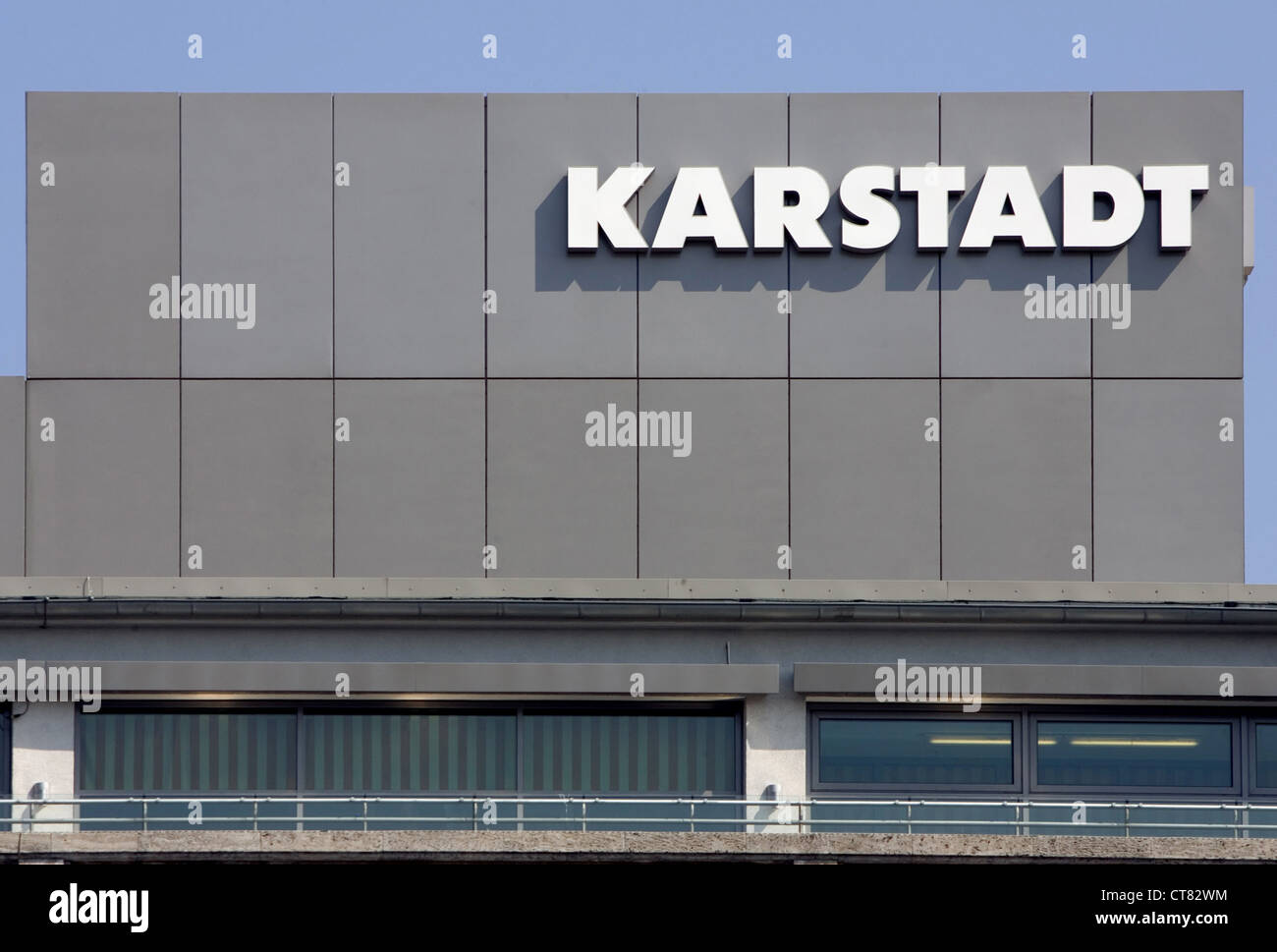 Karstadt logo hi-res stock photography and images - Alamy